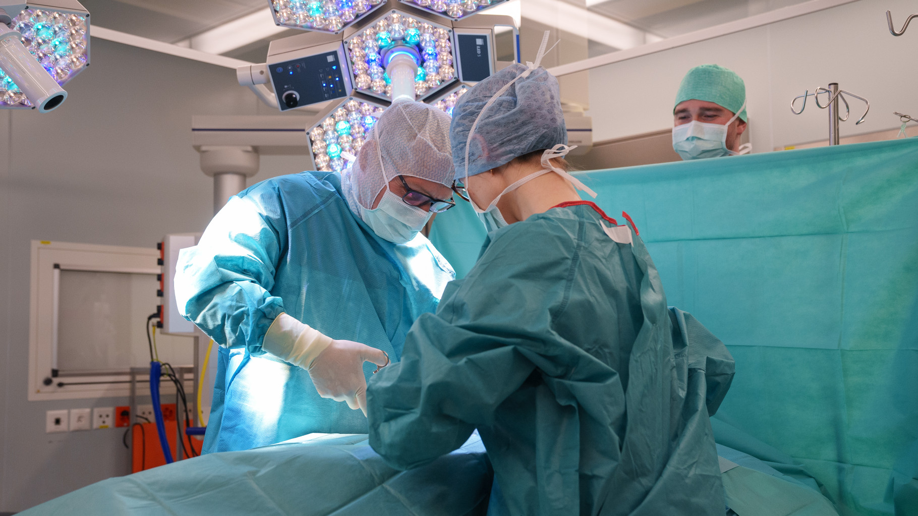 Operationen und Eingriffe - Unsere Leistungen - Spital Schwyz