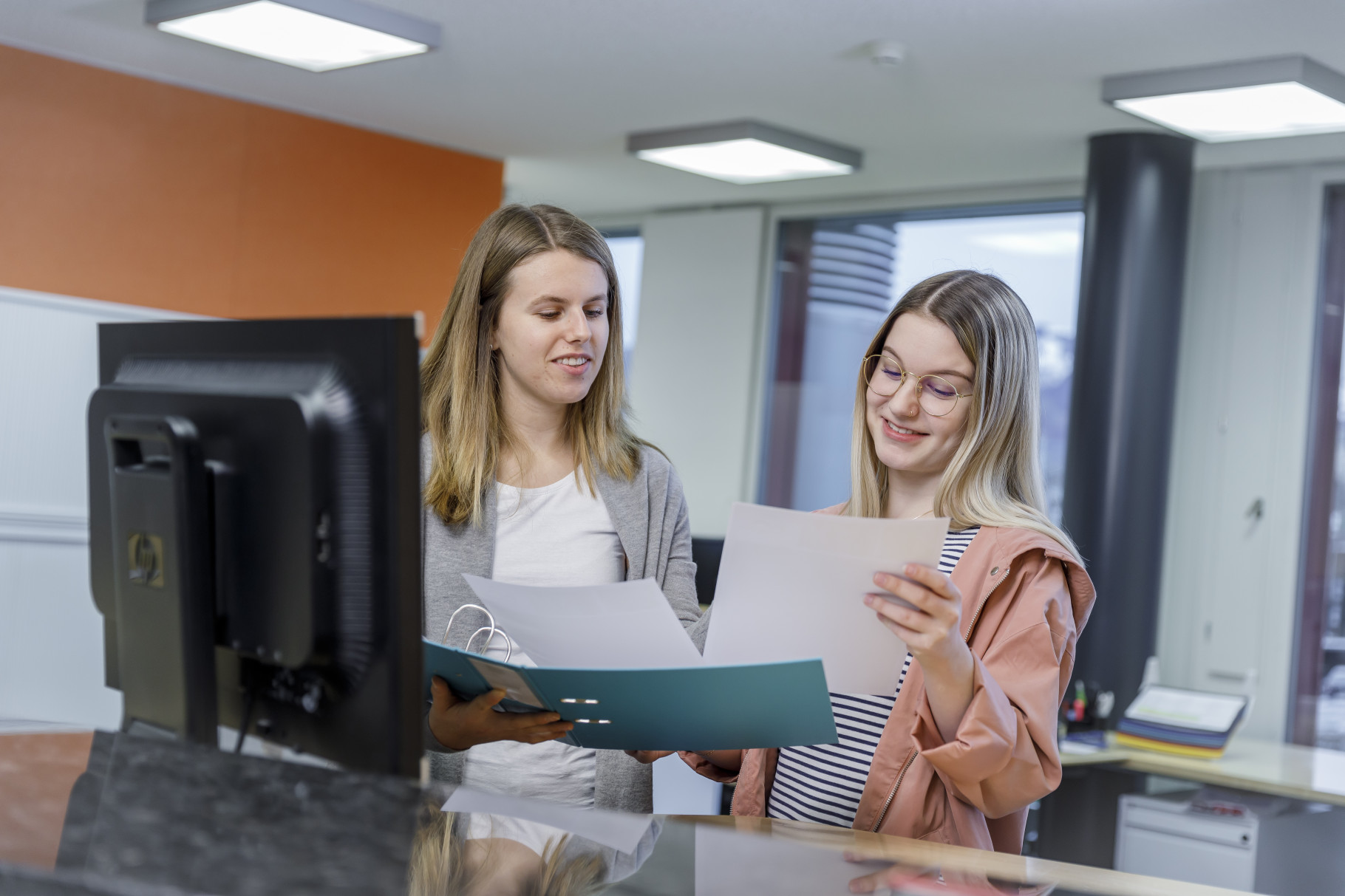 Kauffrau oder Kaufmann EFZ - Grundbildung EFZ - Aus- und Weiterbildung ...